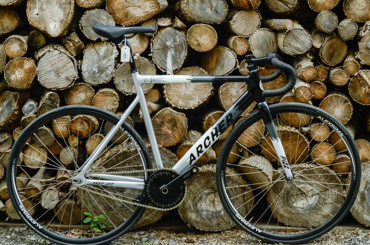 Pizz Archer Grey/Black/White Custom Build – Atelier Olympia